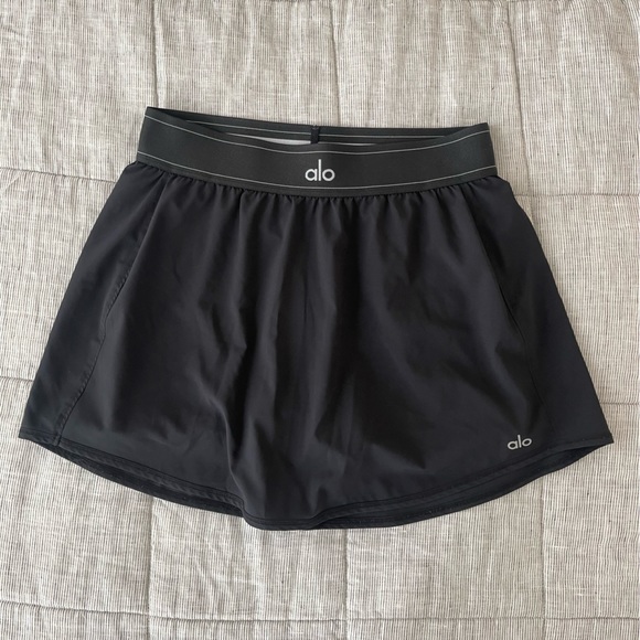 ALO Yoga | Skirts | Alo Yoga Match Point Tennis Skirt | Poshmark